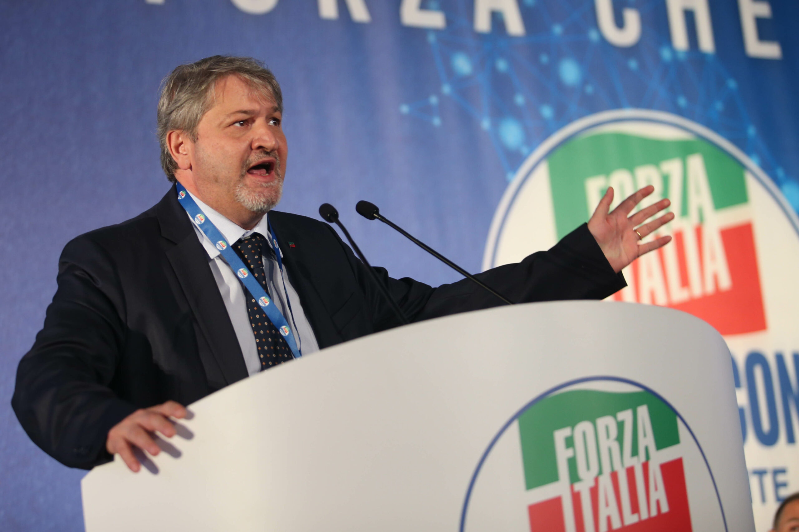 Giunta, Roberti a Roma per incontrare i partiti e definire le caselle ...