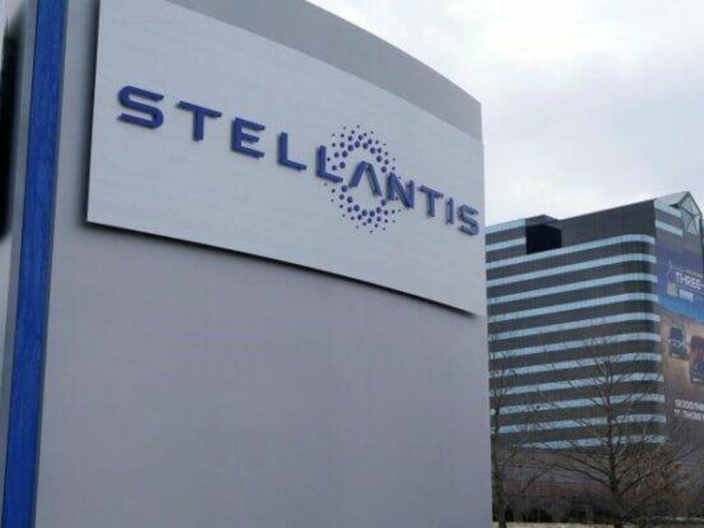 Stellantis: sospensioni della produzione nello stabilimento di Termoli ...
